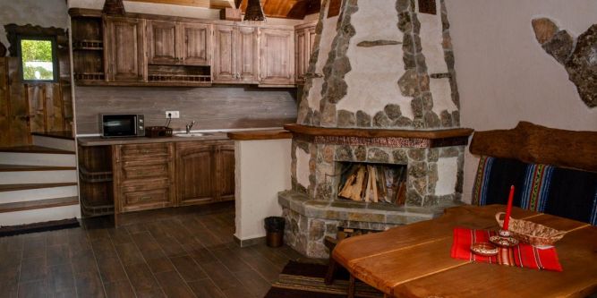 Комплекс Старите къщи в Медово, Бургас на цени от 65 лв, отзиви, снимки ...