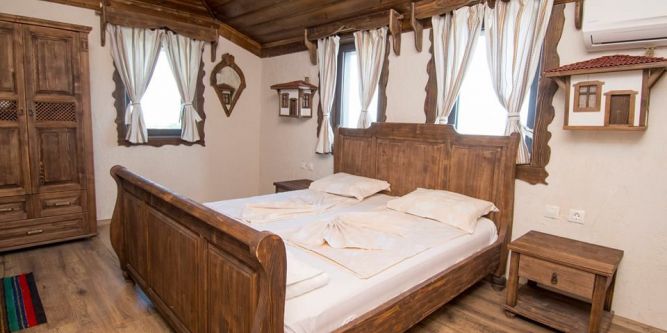 Комплекс Старите къщи в Медово, Бургас на цени от 65 лв, отзиви, снимки ...