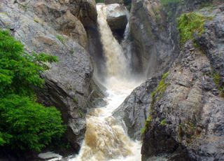 Водопад Сучурум, информация, отзиви, карта и снимки - Почивка.бг