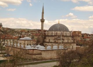 Томбул джамия Шериф Халил паша, информация, отзиви, карта и снимки ...